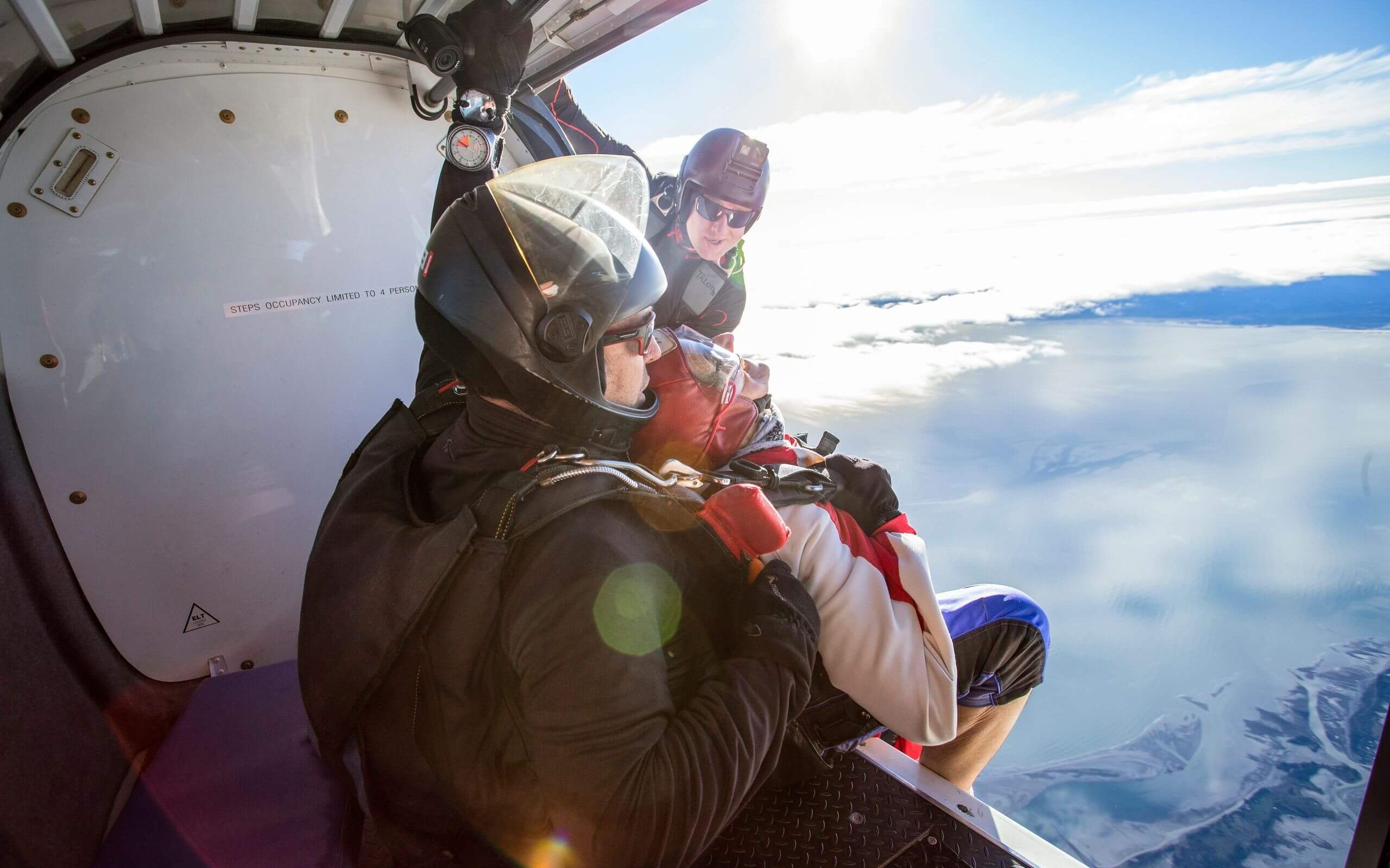 Skydiving in Nelson Tasman: Soar Above Stunning Landscapes