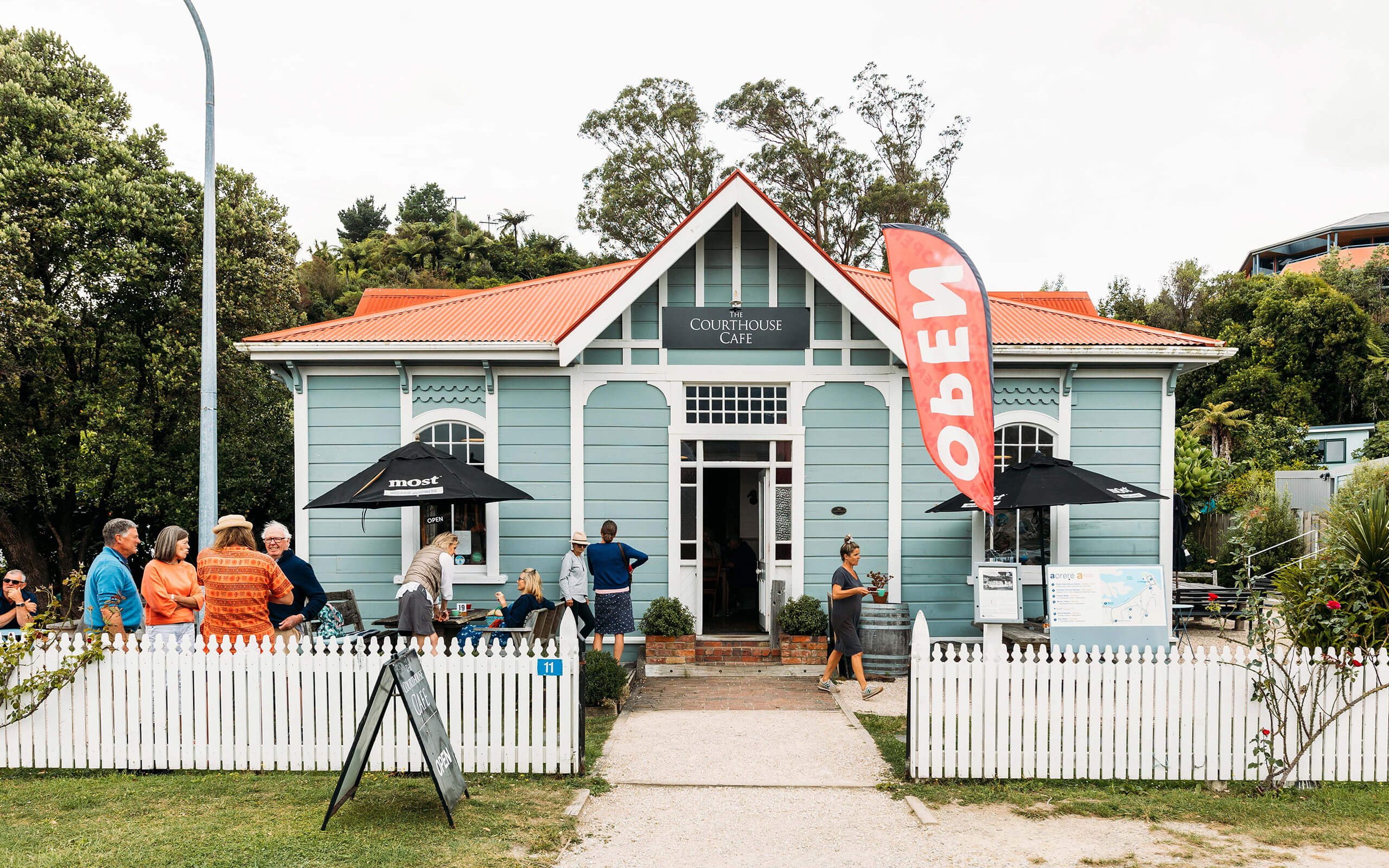 The Courthouse Café | Golden Bay